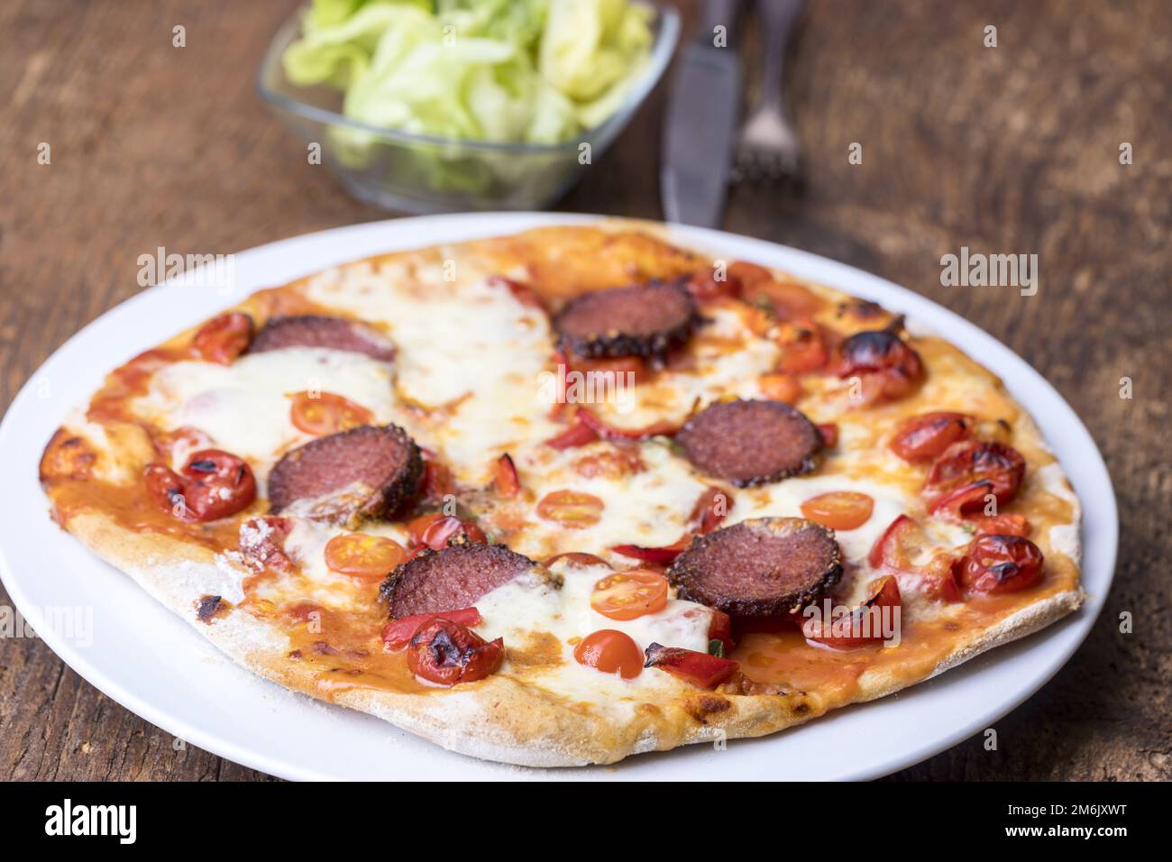 Dark pizza hi-res stock photography and images - Alamy