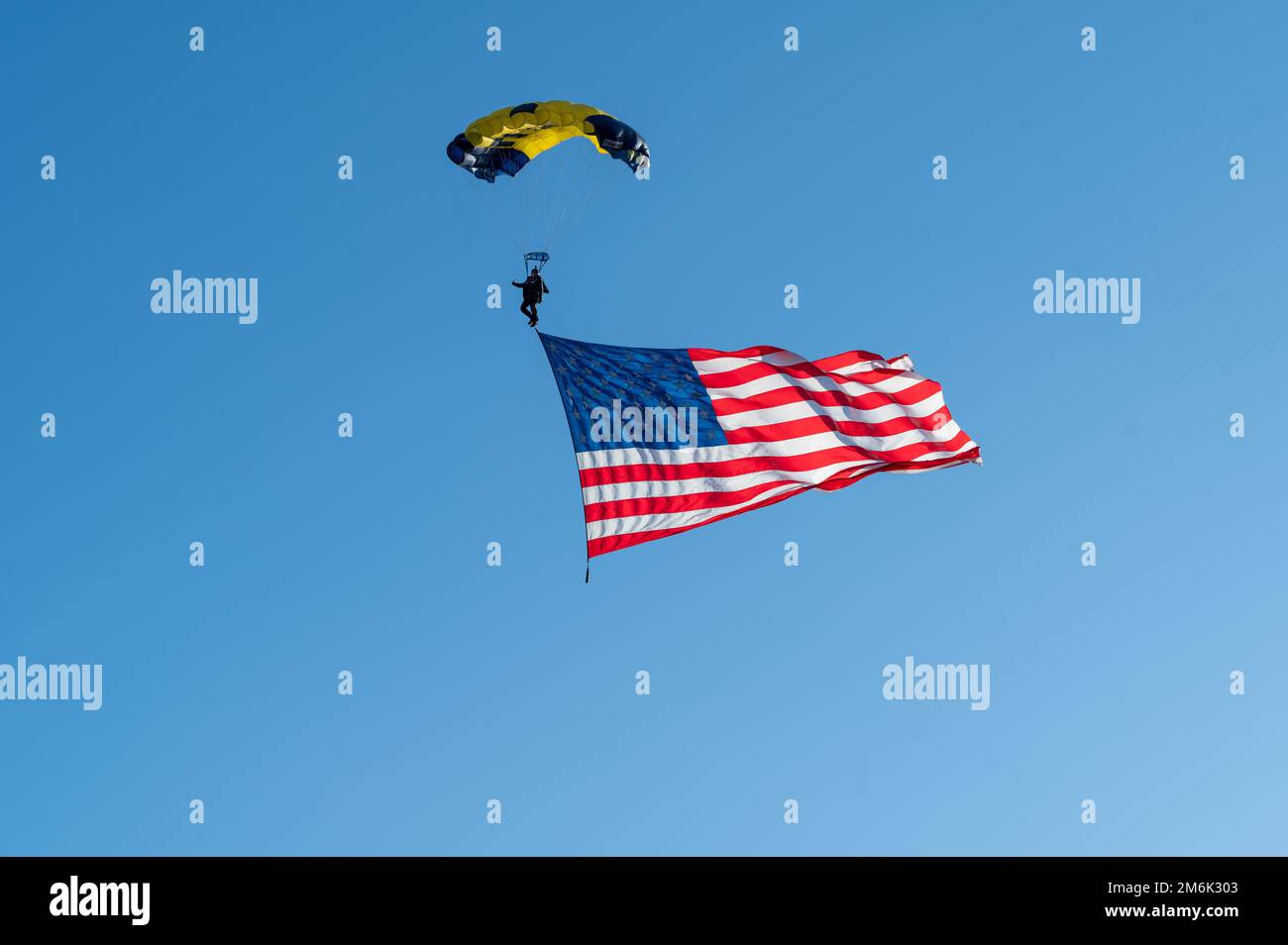 Chief Aircrew Survival Equipmentman Mike Halford, a member of the Navy ...
