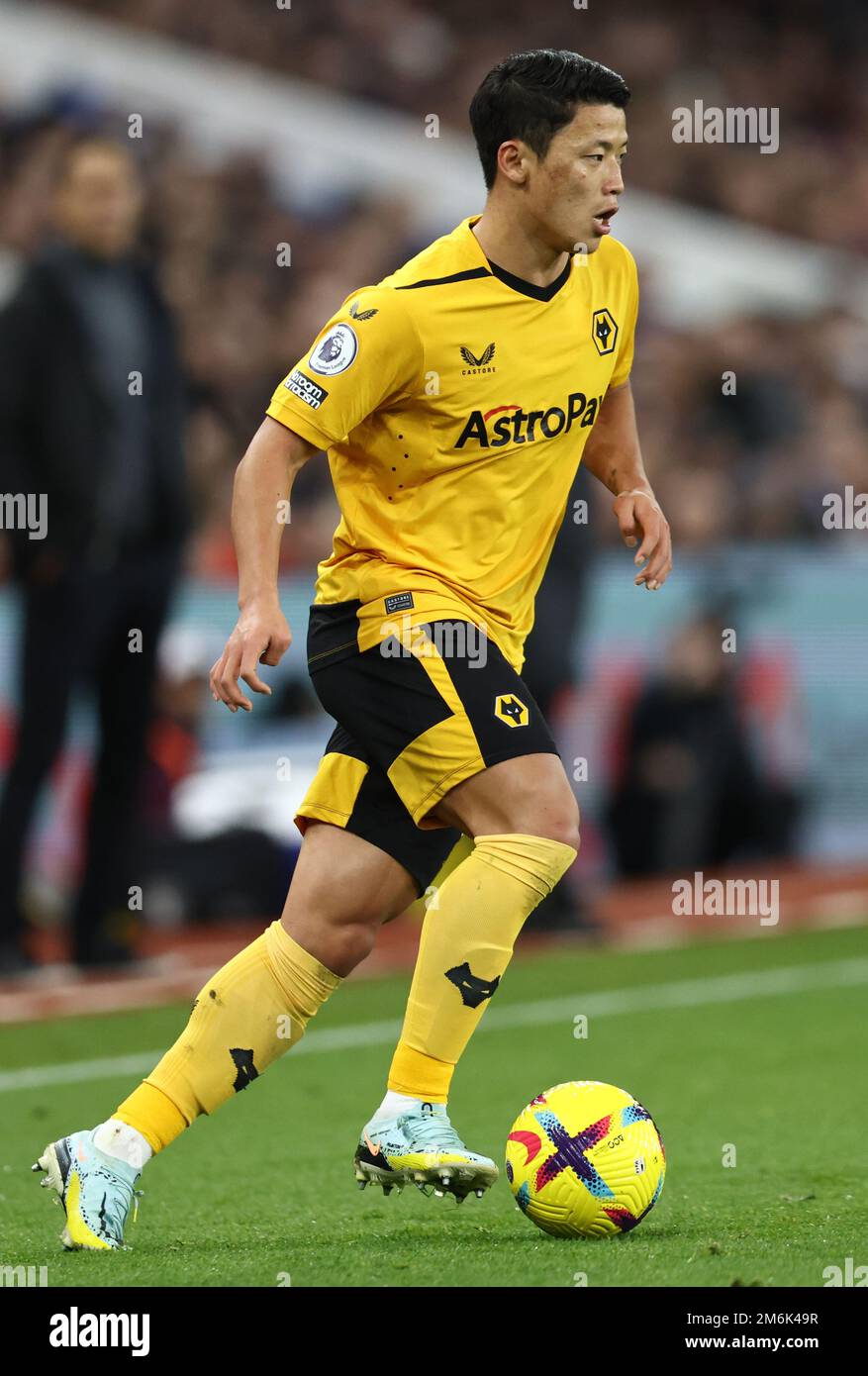 Birmingham, UK. 4th Jan, 2023. Hee Chan Hwang of Wolverhampton ...