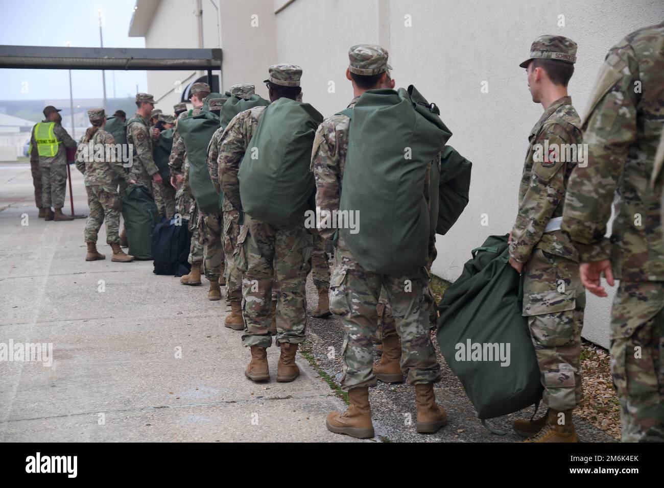 Hurricane preparation line hi-res stock photography and images - Alamy