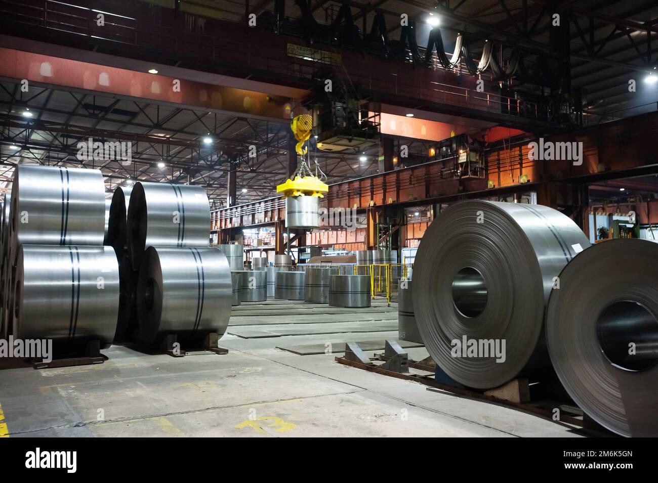 Sheet metal rolling process hi-res stock photography and images - Alamy