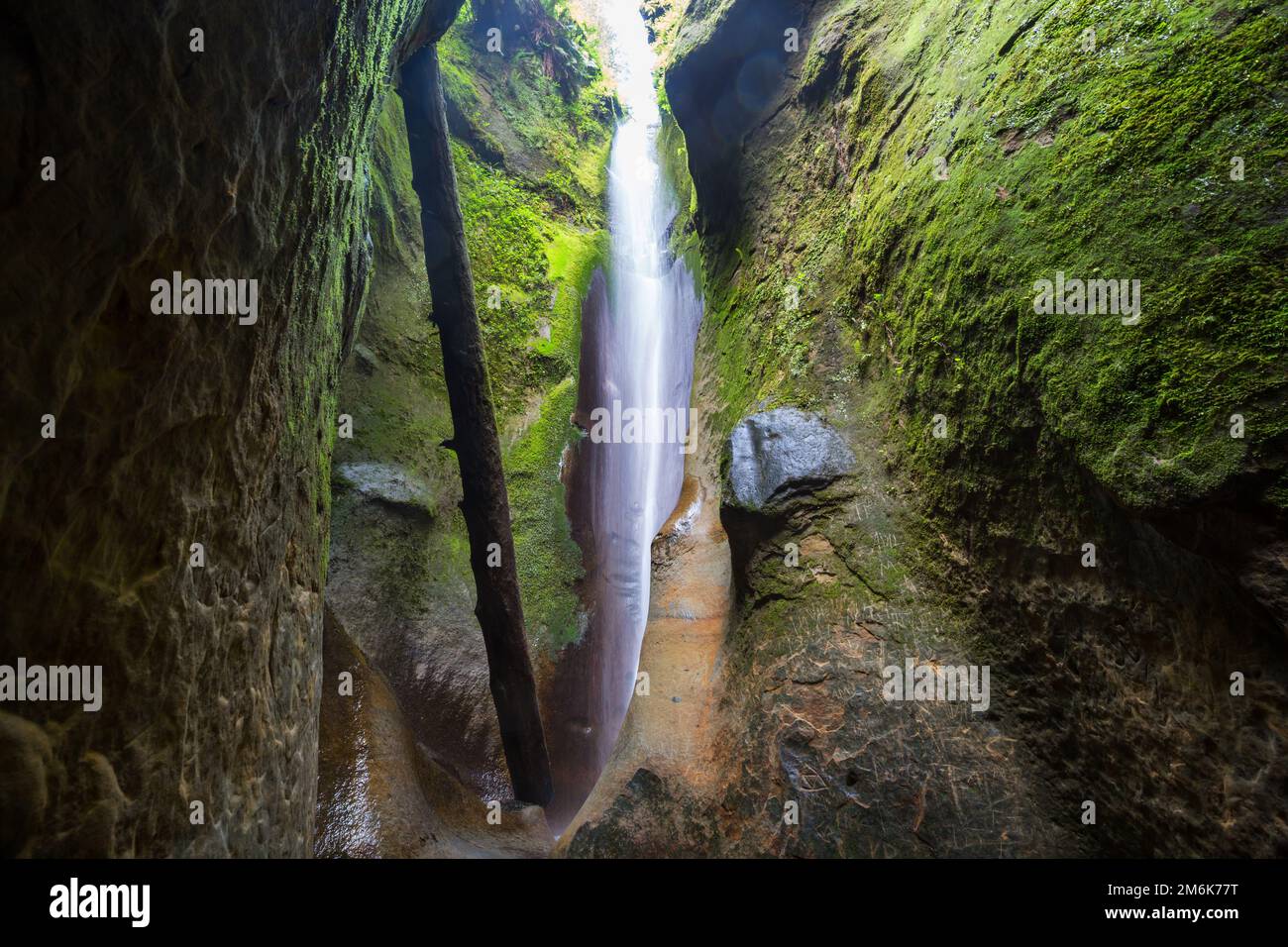 Beautiful nature scenery hidden canyon hi-res stock photography and ...