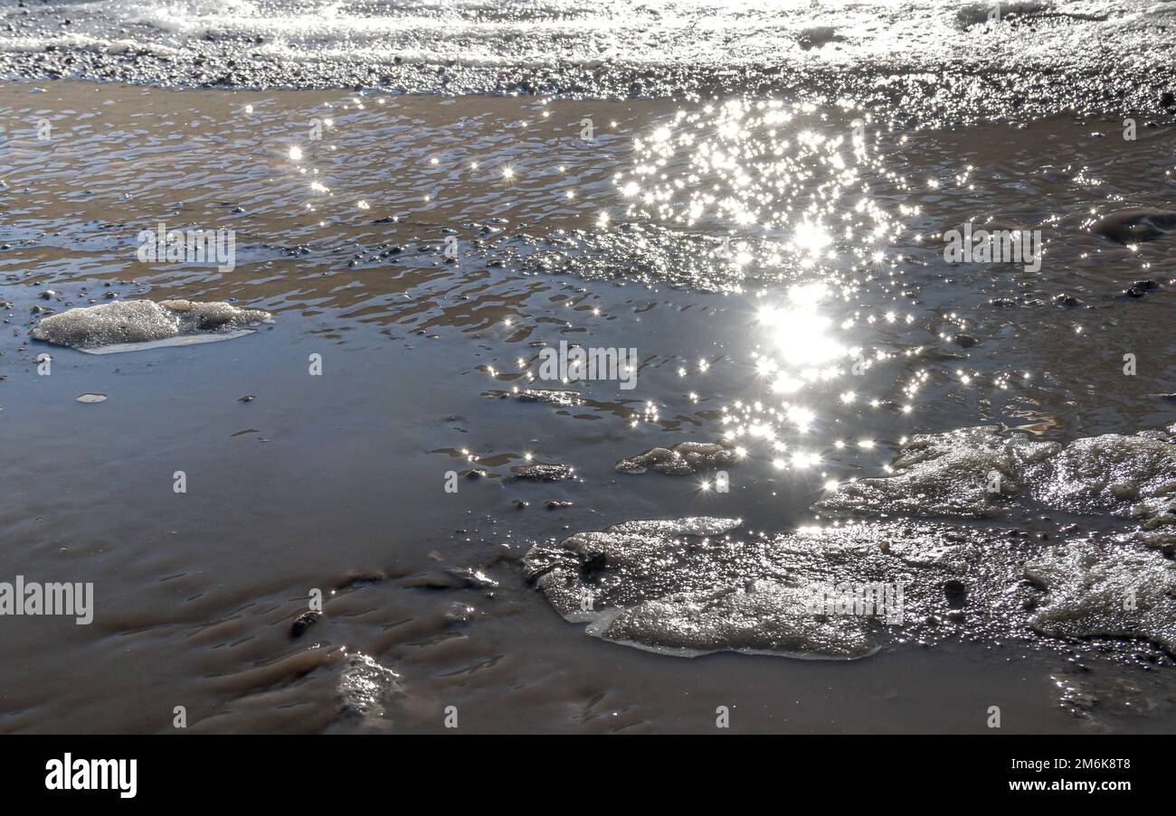 Suns glare hi-res stock photography and images - Alamy