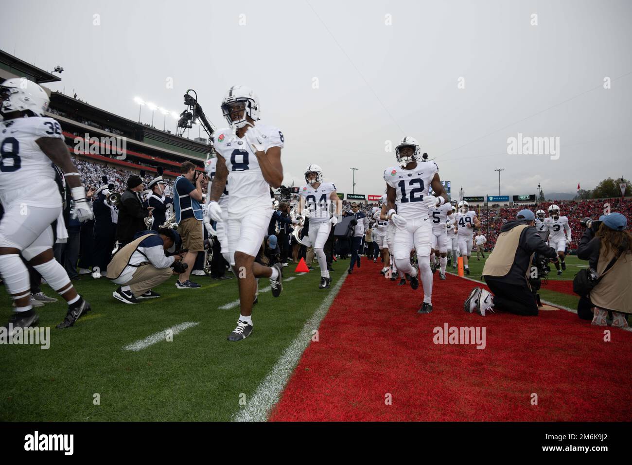 Sport lockers hi-res stock photography and images - Alamy