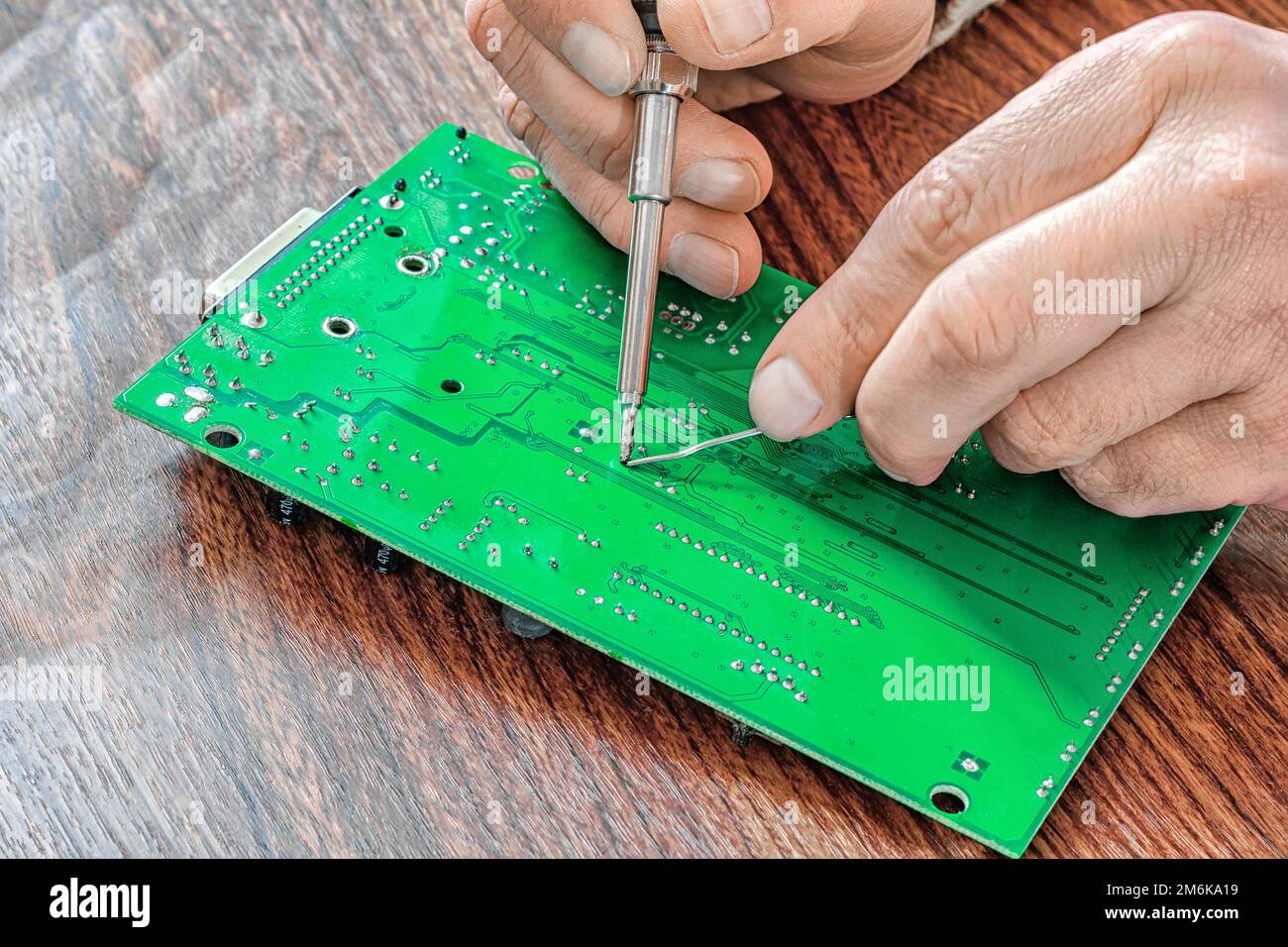 Electrical engineering hi-res stock photography and images - Alamy