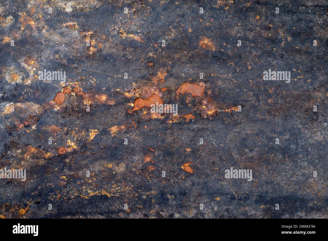 Rusty tin sheet hi-res stock photography and images - Alamy