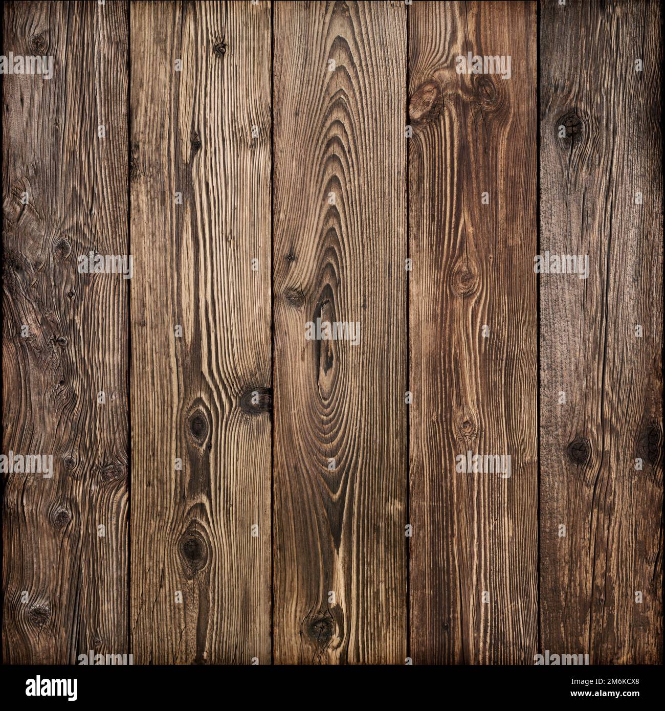 Wooden boards hi-res stock photography and images - Alamy
