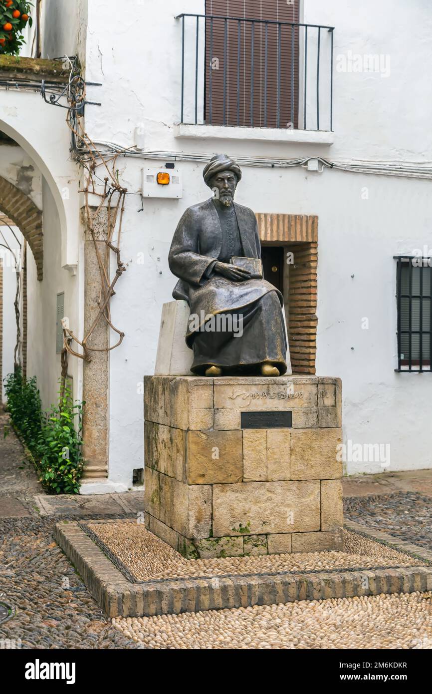 Statue of Moses Maimonides, Cordoba, Spain Stock Photo - Alamy