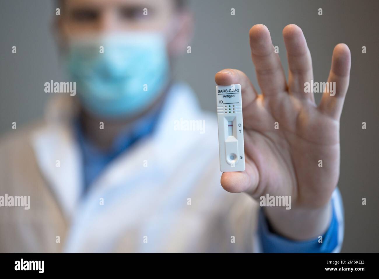 Negative test result by using rapid test device for COVID-19 Stock ...