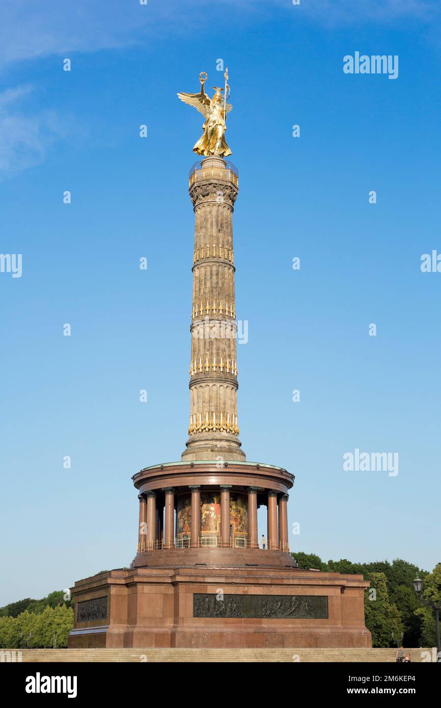 Berlin, Germany victory monumental columns Stock Photo - Alamy