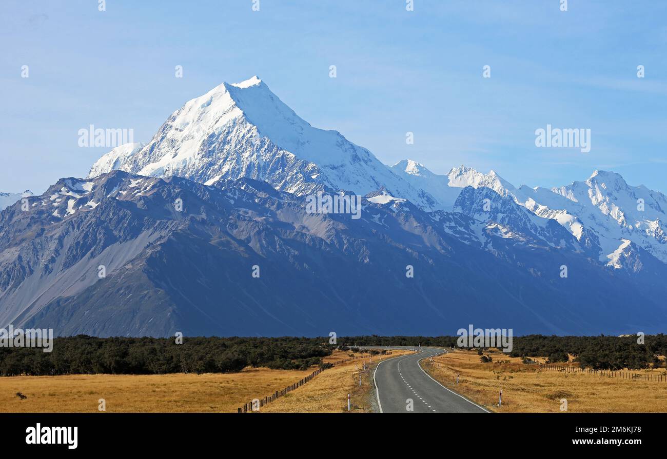 Mt Cook and road - Mt Cook National Park, New Zealand Stock Photo - Alamy