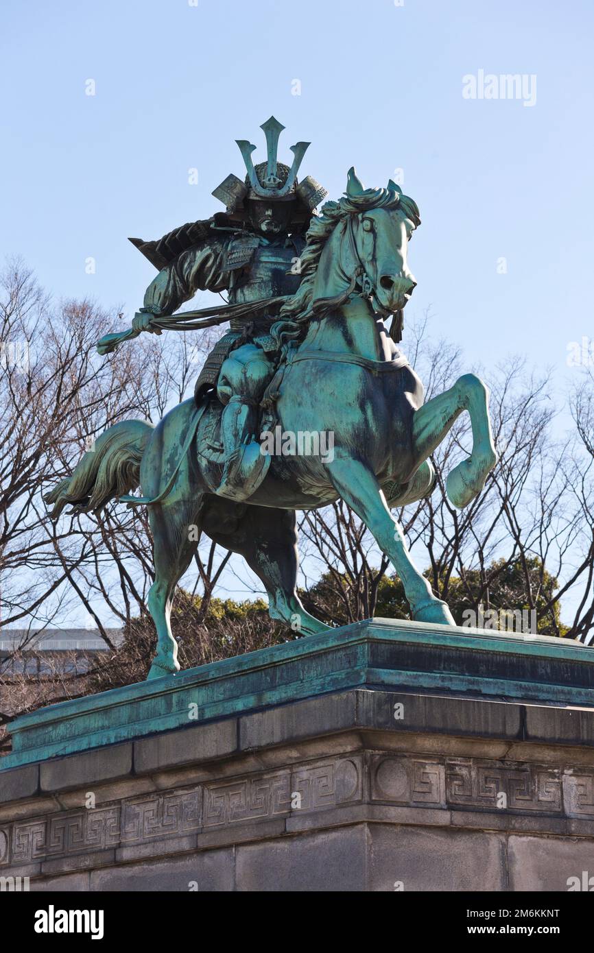 Japanese samurai statue Stock Photo - Alamy
