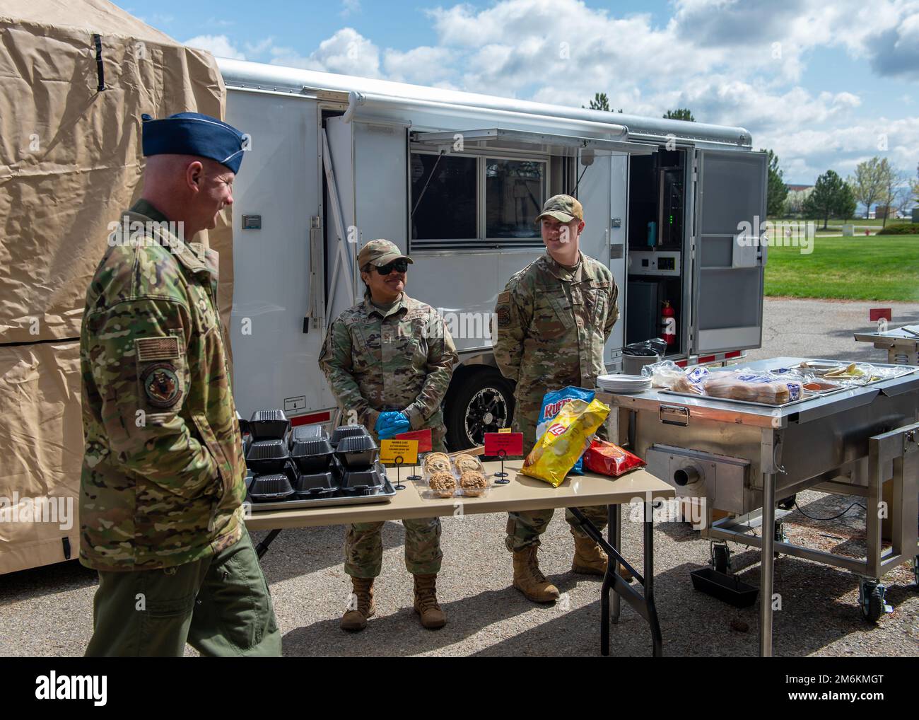 124th services flight hi-res stock photography and images - Alamy