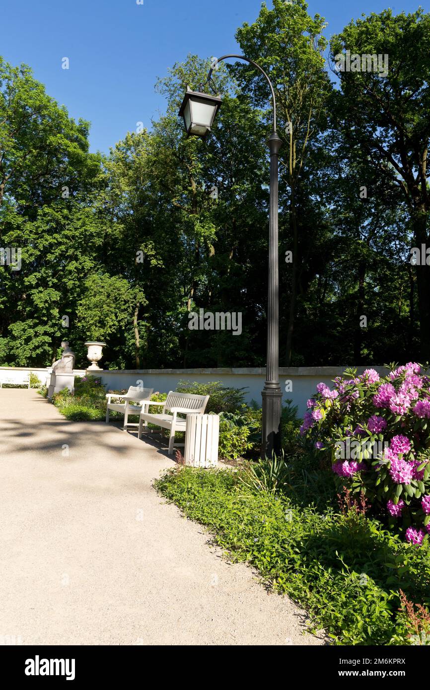 Tile base park hi-res stock photography and images - Alamy