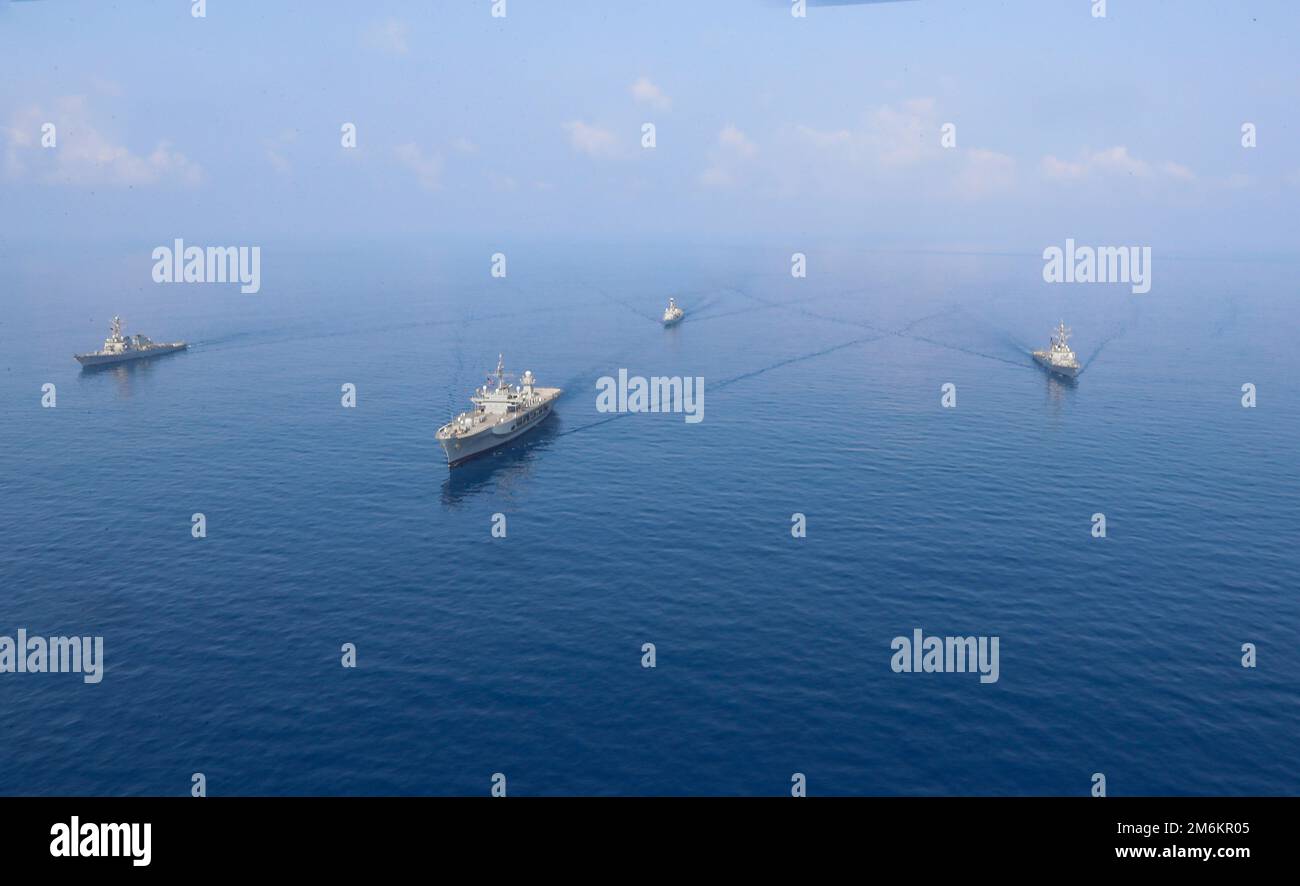 220430-N-CE463-1188 GULF OF ADEN (April 30, 2022) Amphibious command ...