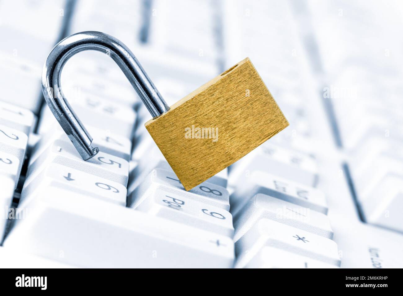 Computer security break up Stock Photo - Alamy