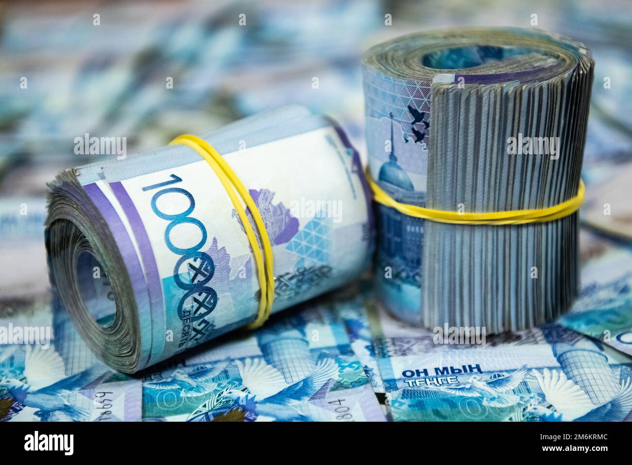 Cash table hi-res stock photography and images - Alamy