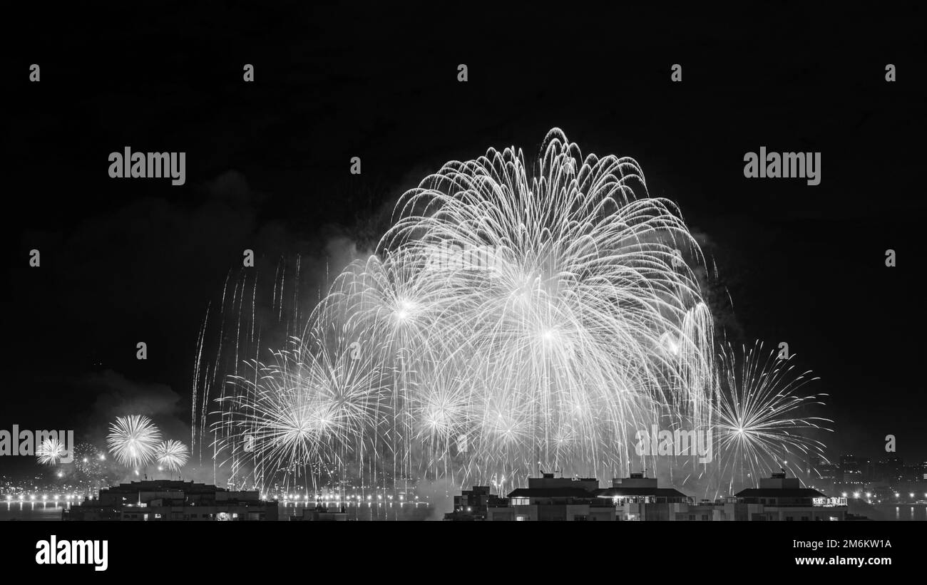 Black And White Images Of Fireworks White Firework PNG Download Free