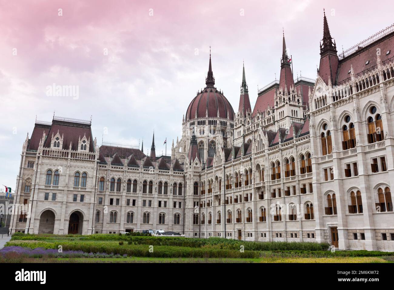 The Hungarian parliament building Stock Photo - Alamy