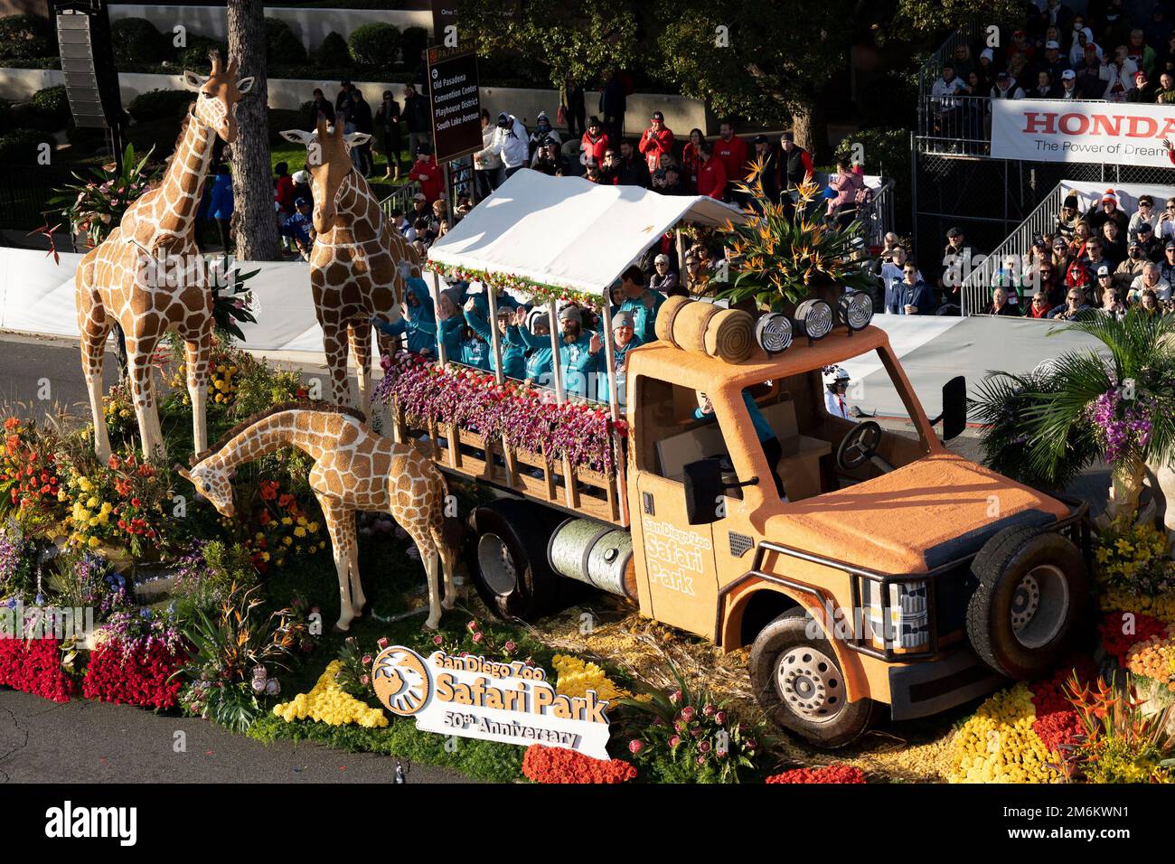 San diego zoo float hi-res stock photography and images - Alamy