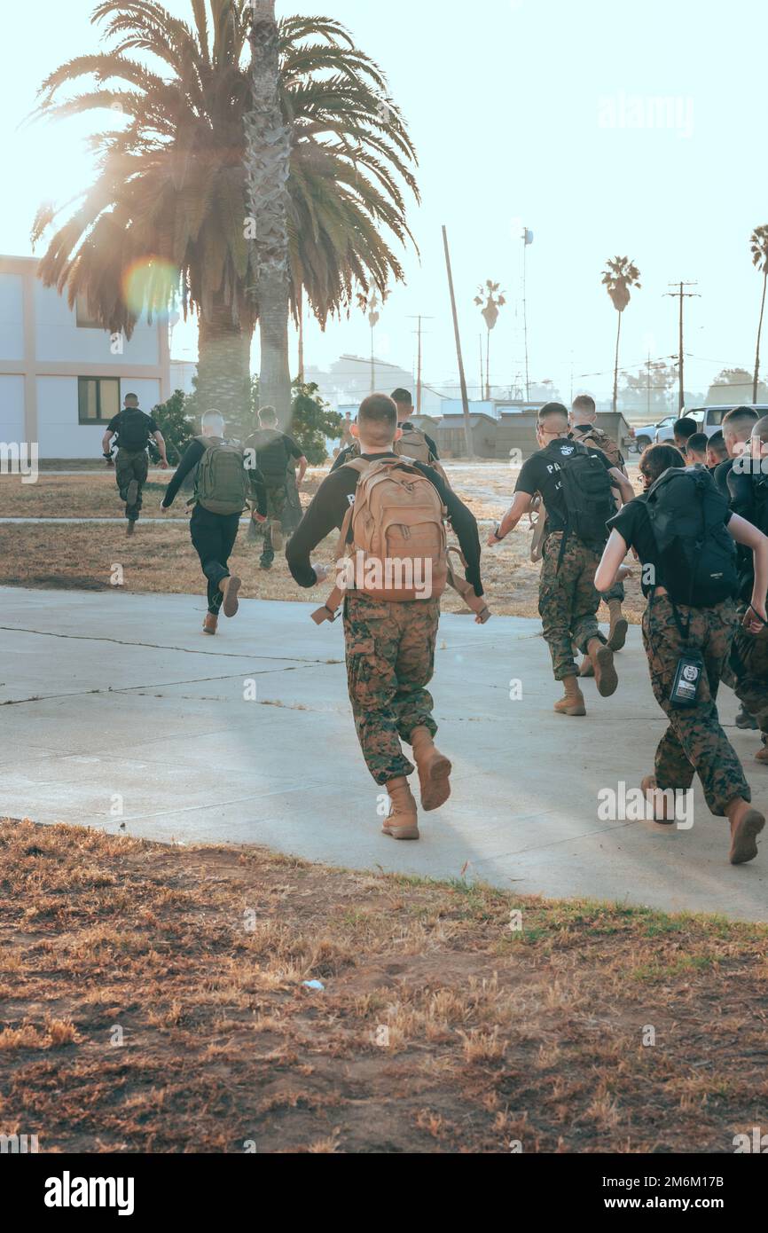 U.S. Marine Corps officer candidates with Officer Selection Team Orange ...