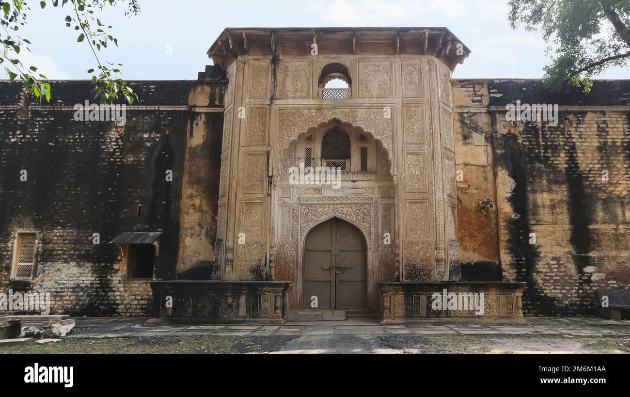 Gohad fort palace hi-res stock photography and images - Alamy