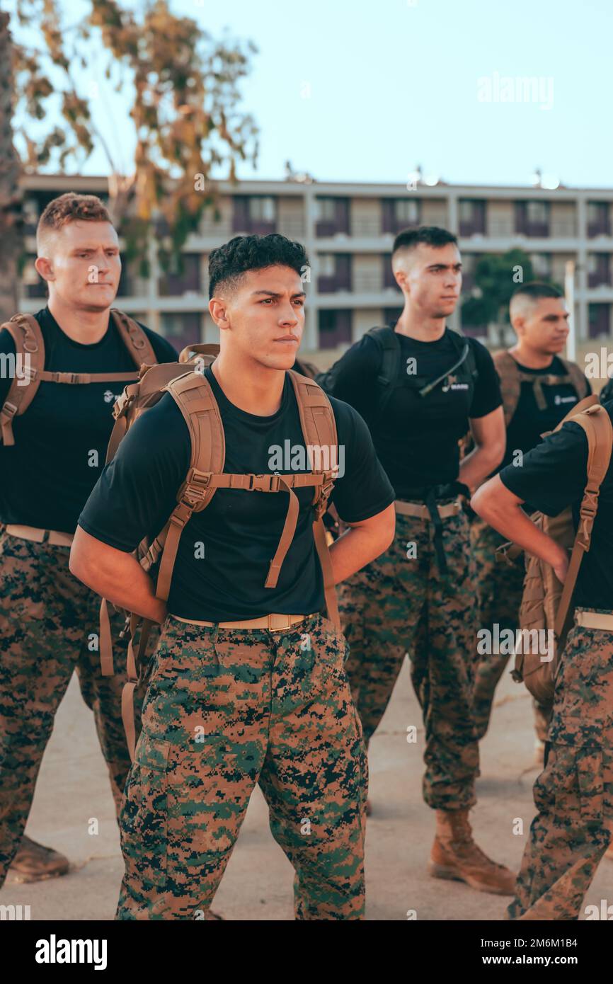 U.S. Marine Corps officer candidates with Officer Selection Team Orange ...