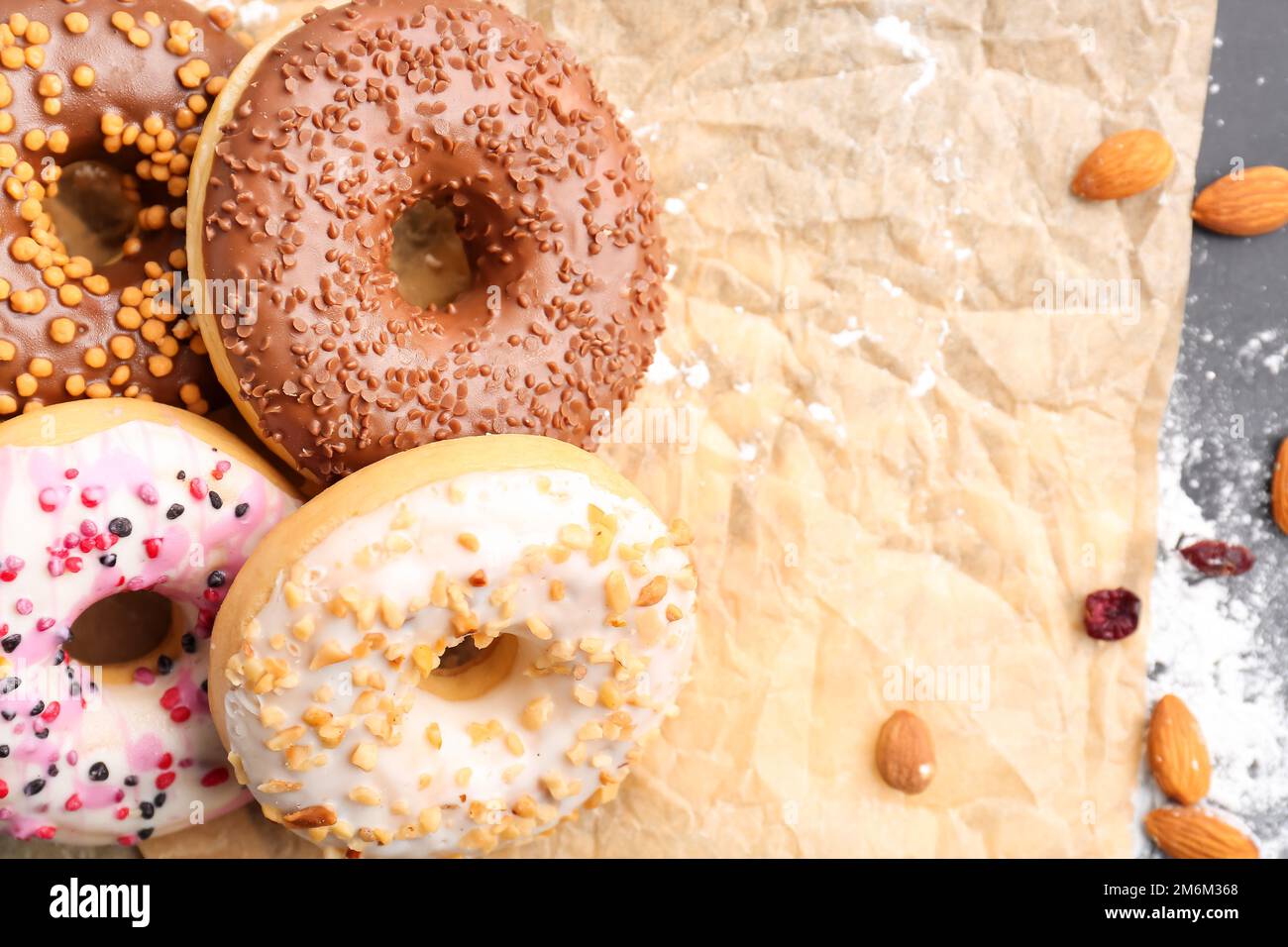 Baking sheet with donuts hi-res stock photography and images - Alamy