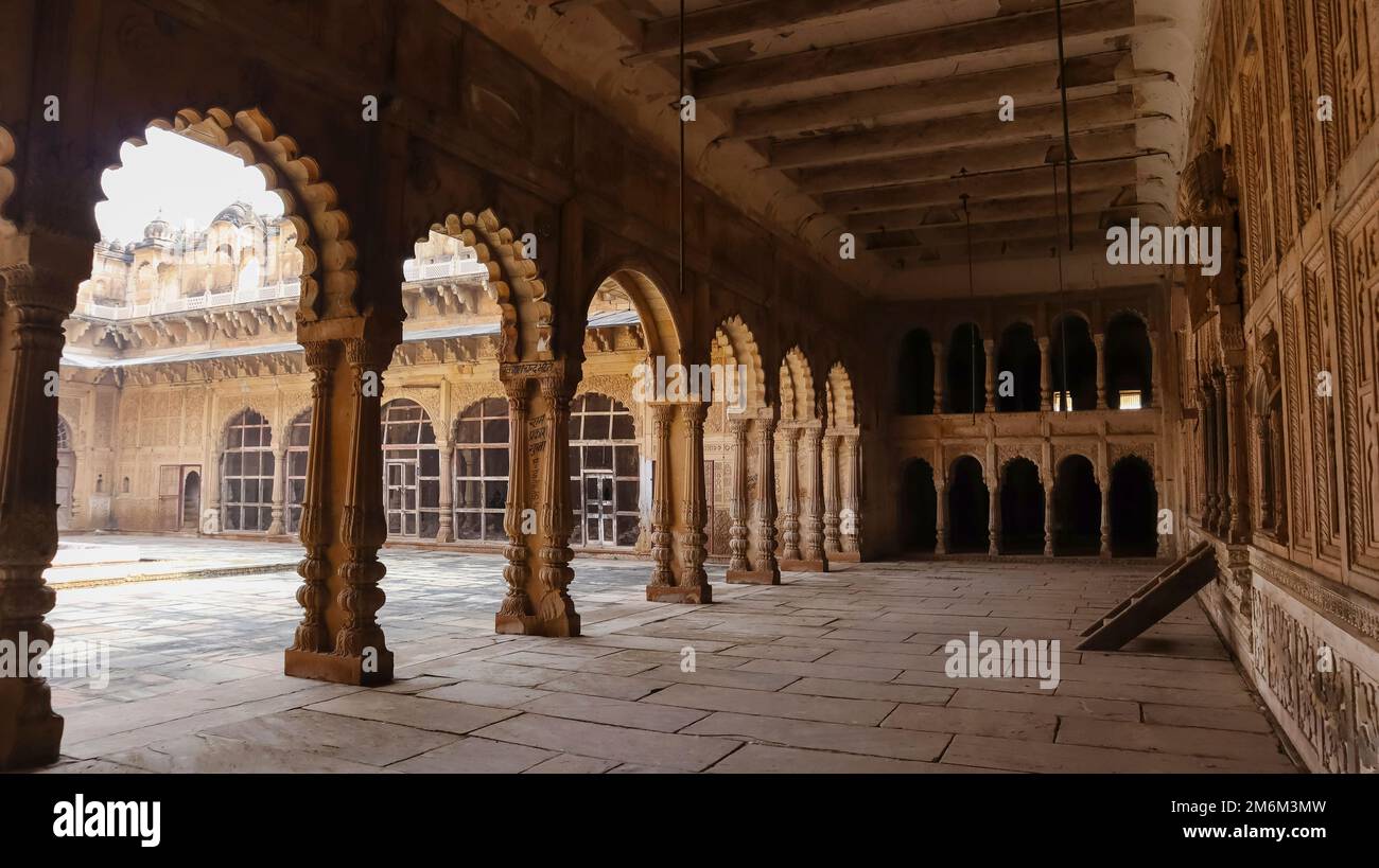 Gohad fort palace hi-res stock photography and images - Alamy