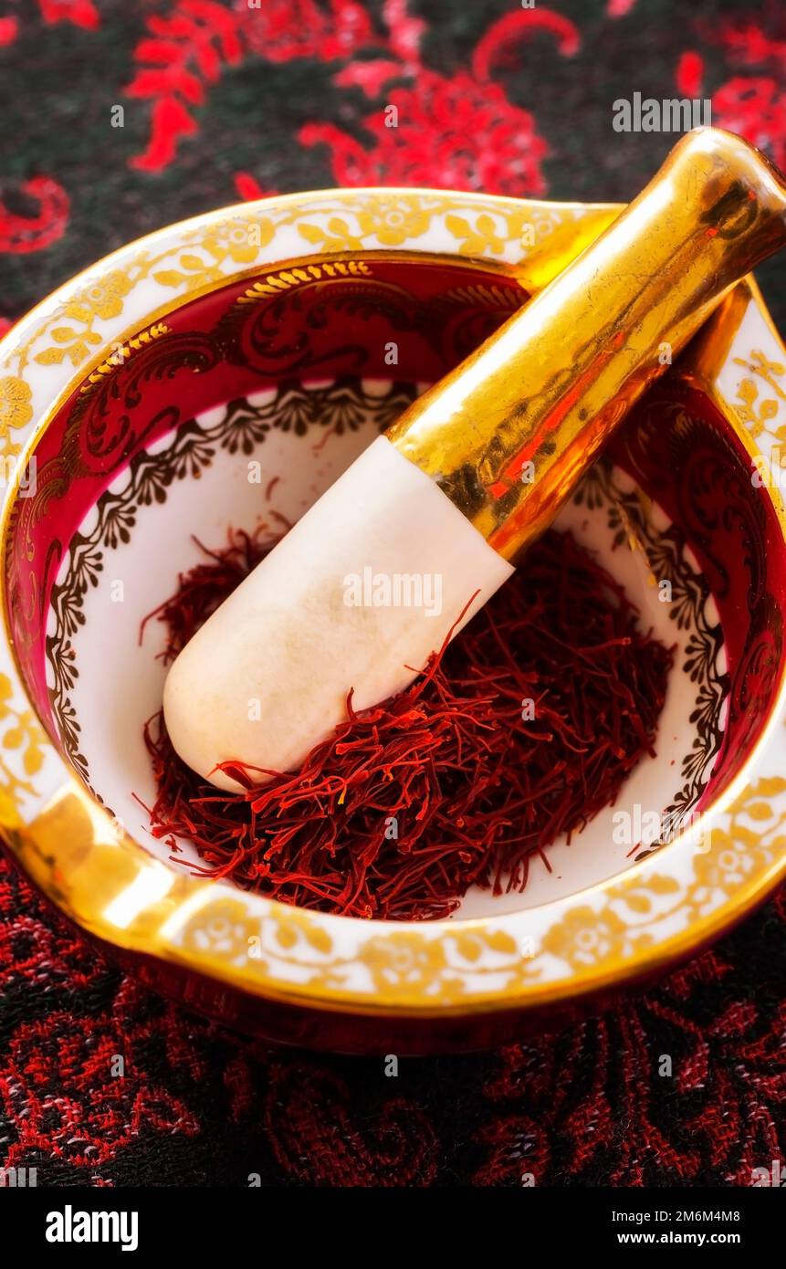 Saffron colour hi-res stock photography and images - Alamy