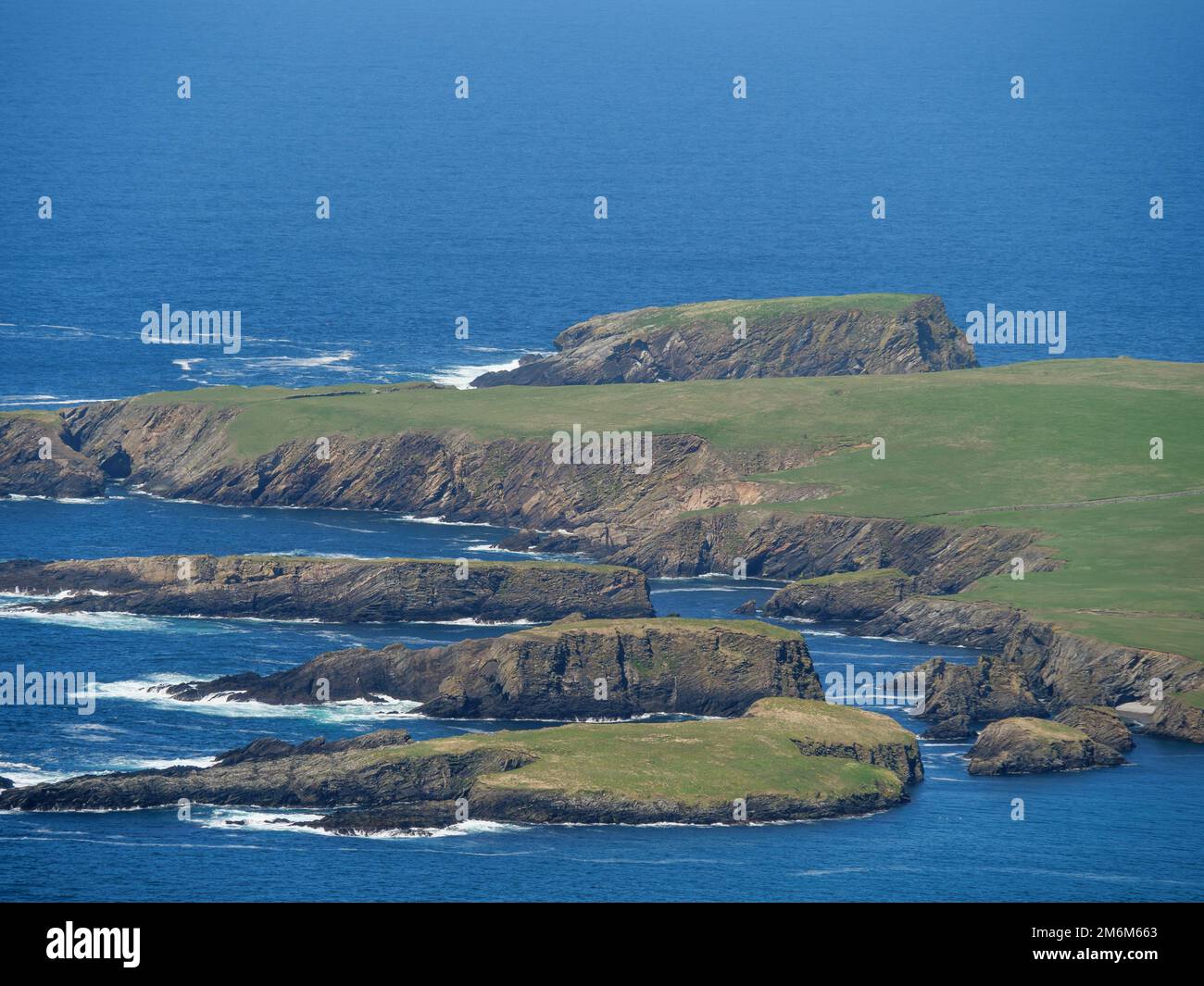 Shetland street hi-res stock photography and images - Alamy