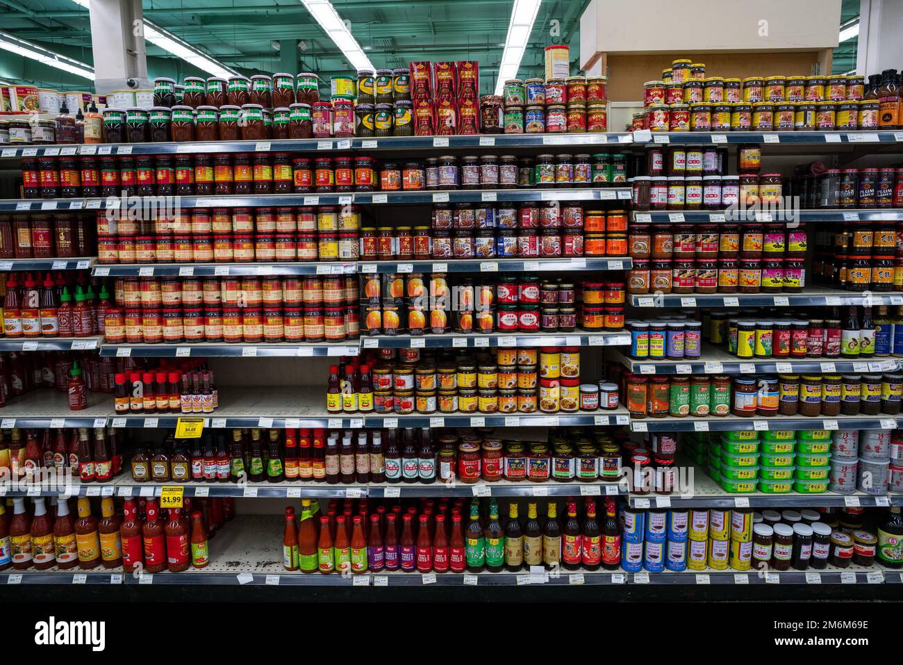 The supermarket in Seattle Stock Photo - Alamy