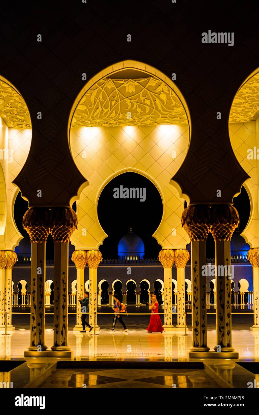 Shakezy cayd grand mosque hi-res stock photography and images - Alamy