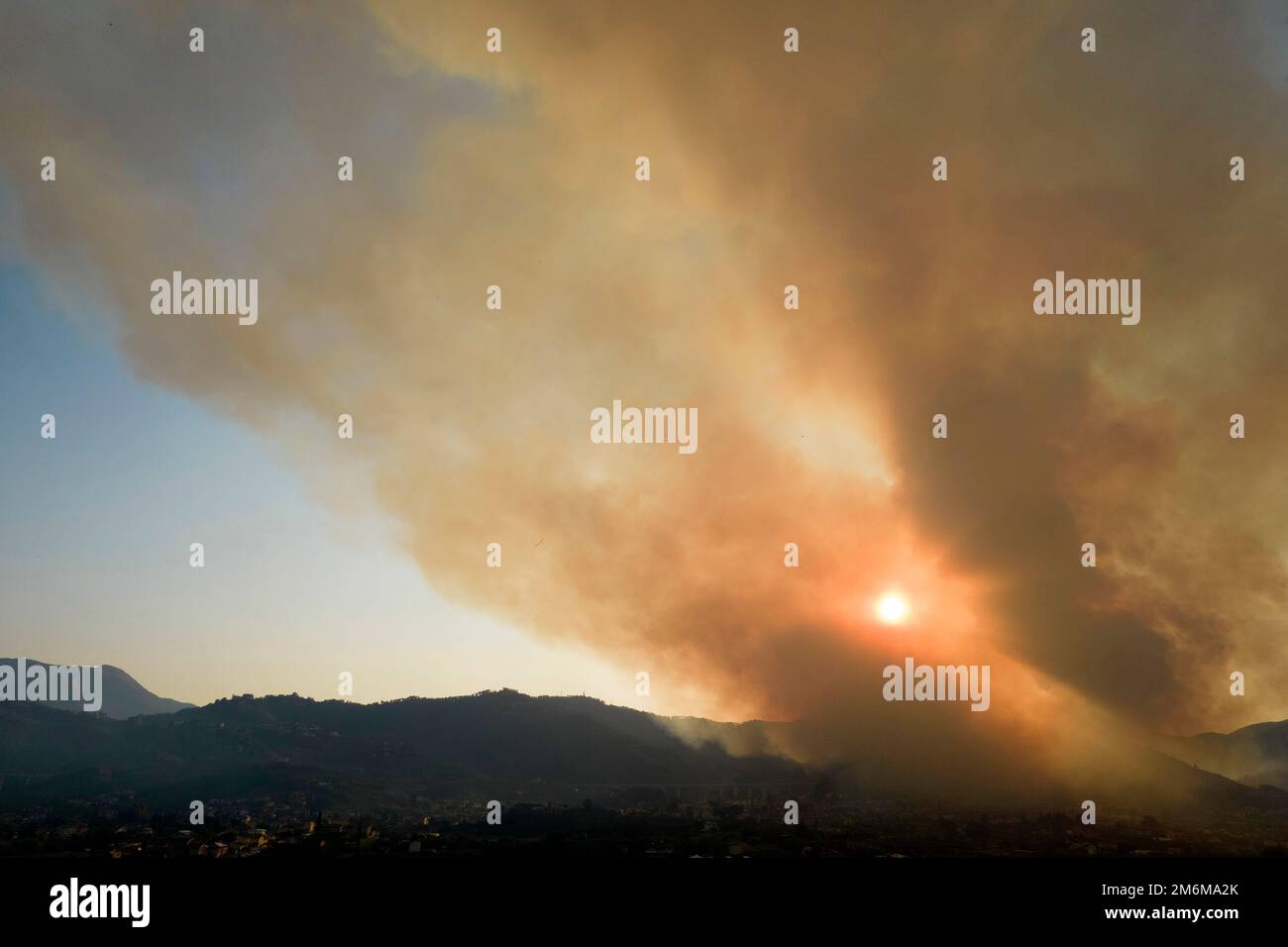 Fire column hi-res stock photography and images - Alamy