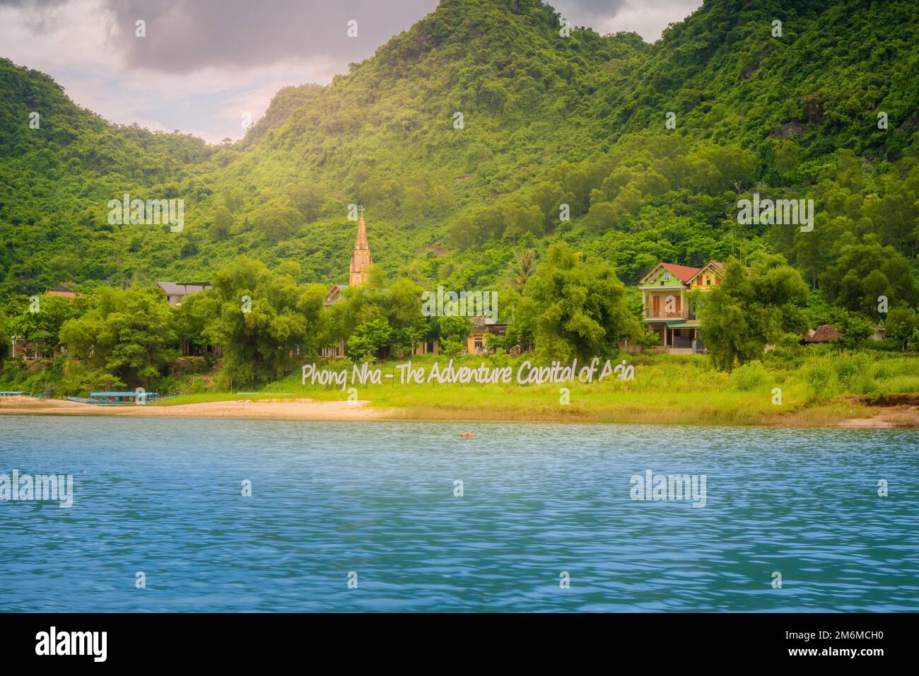 Phong Nha, Ke Bang cave, an amazing, wonderful cavern at Bo Trach ...