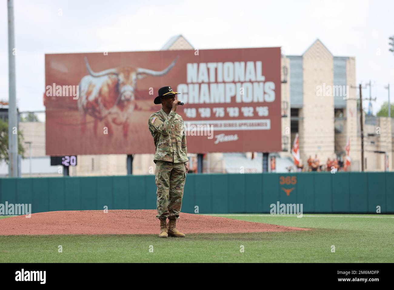 Ast cav hi-res stock photography and images - Alamy