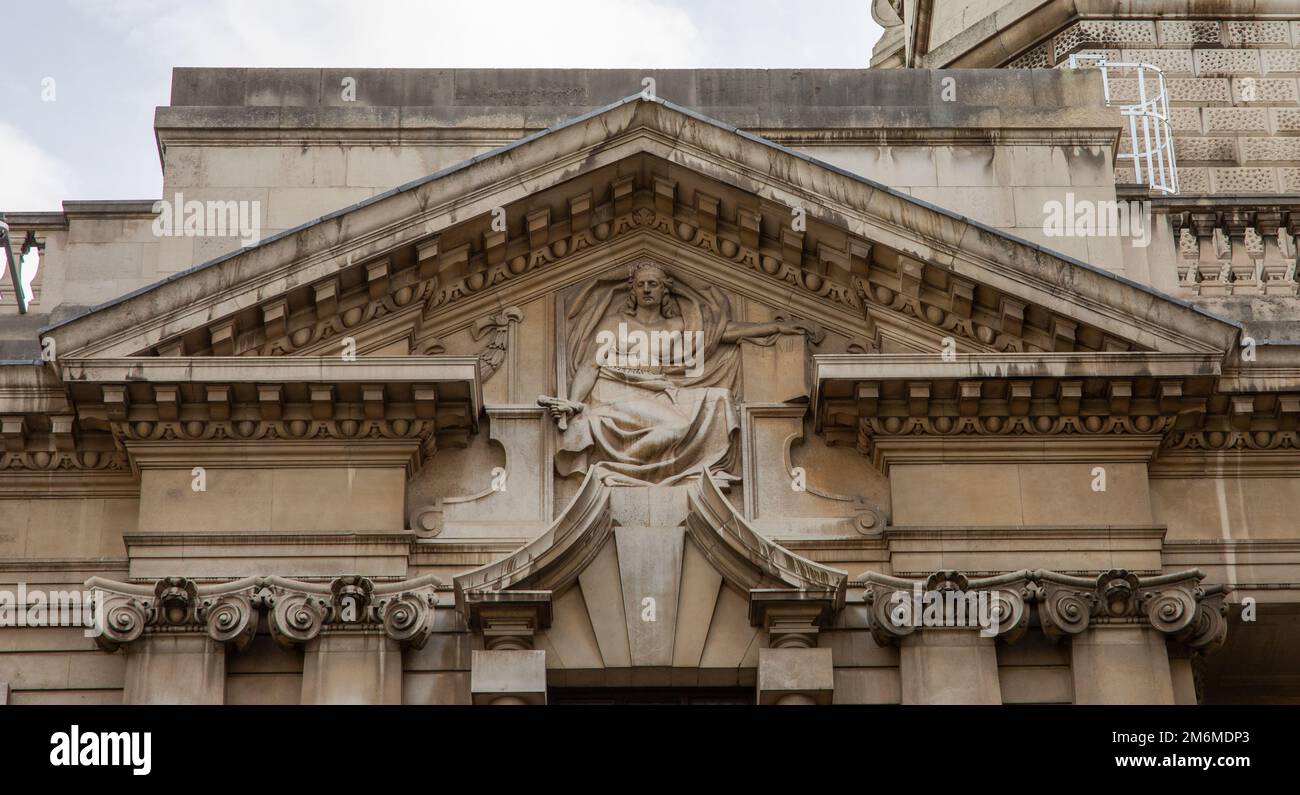 The details of the facade of the Central Criminal Court at the Old ...