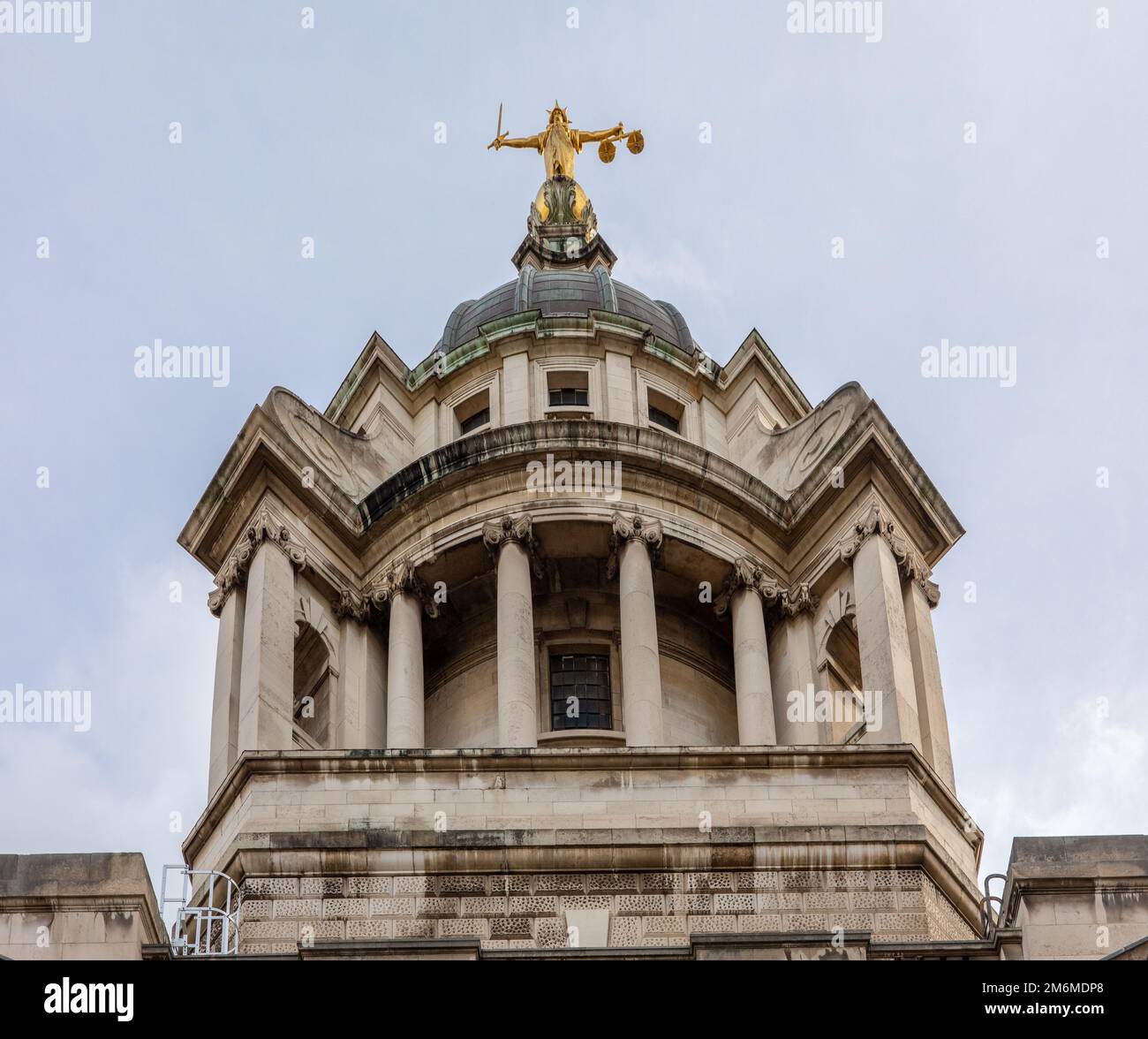 The Justice by FW Pomeroy statue on top of the Central Criminal Court ...
