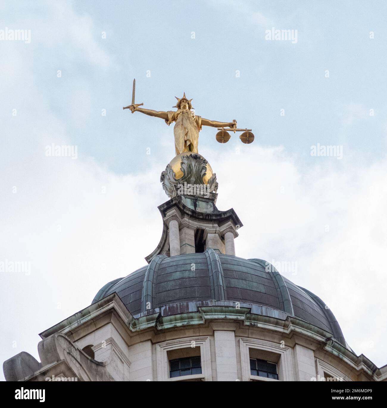The Justice by FW Pomeroy statue on top of the Central Criminal Court ...