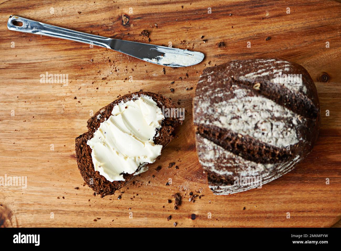 Wooden table nothing on it hi-res stock photography and images - Alamy