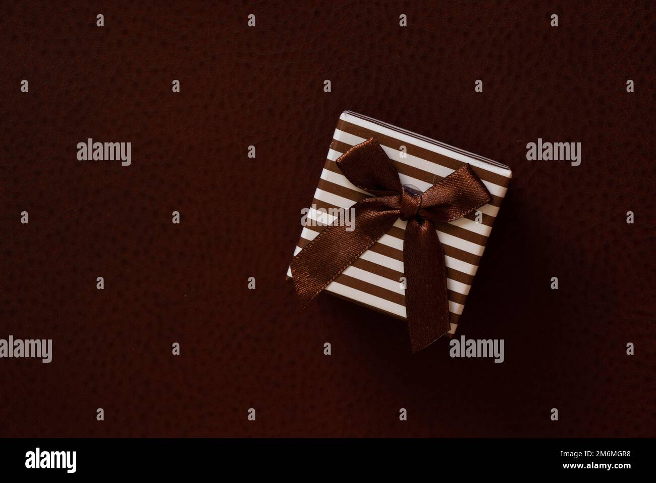 Box stands hi-res stock photography and images - Alamy