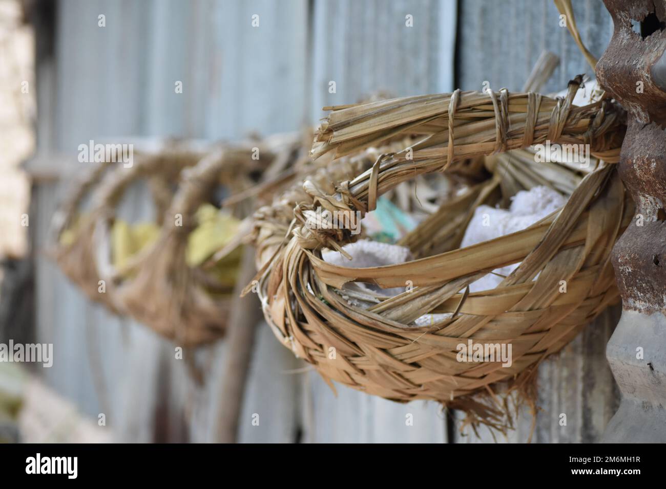 Egg shell thickness hi-res stock photography and images - Alamy