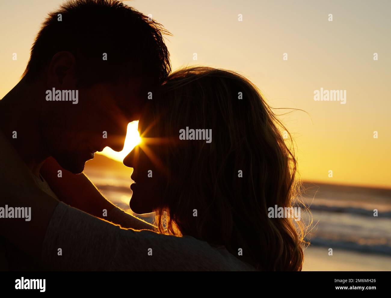 People standing close to eachother hi-res stock photography and images ...