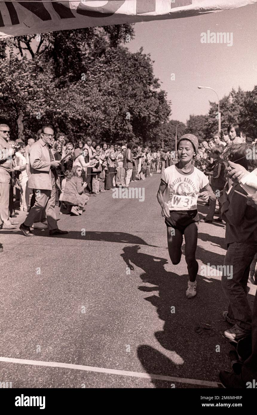Miki Gorman finishing 2nd in the 1975 New York Marathon in Central Park ...