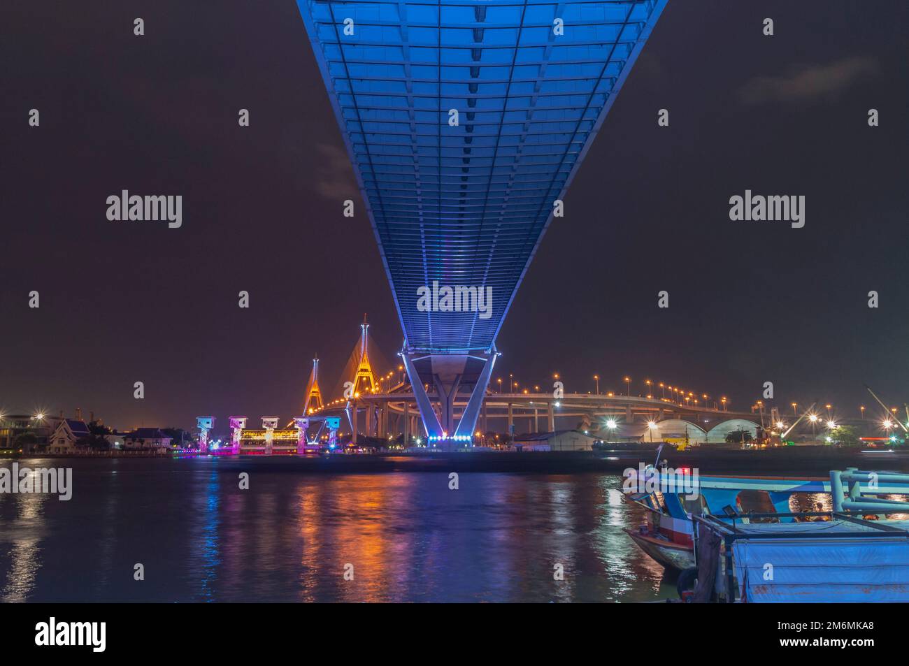 Bhumibol Bridge, Chao Phraya River Bridge. Turn on the lights in many ...