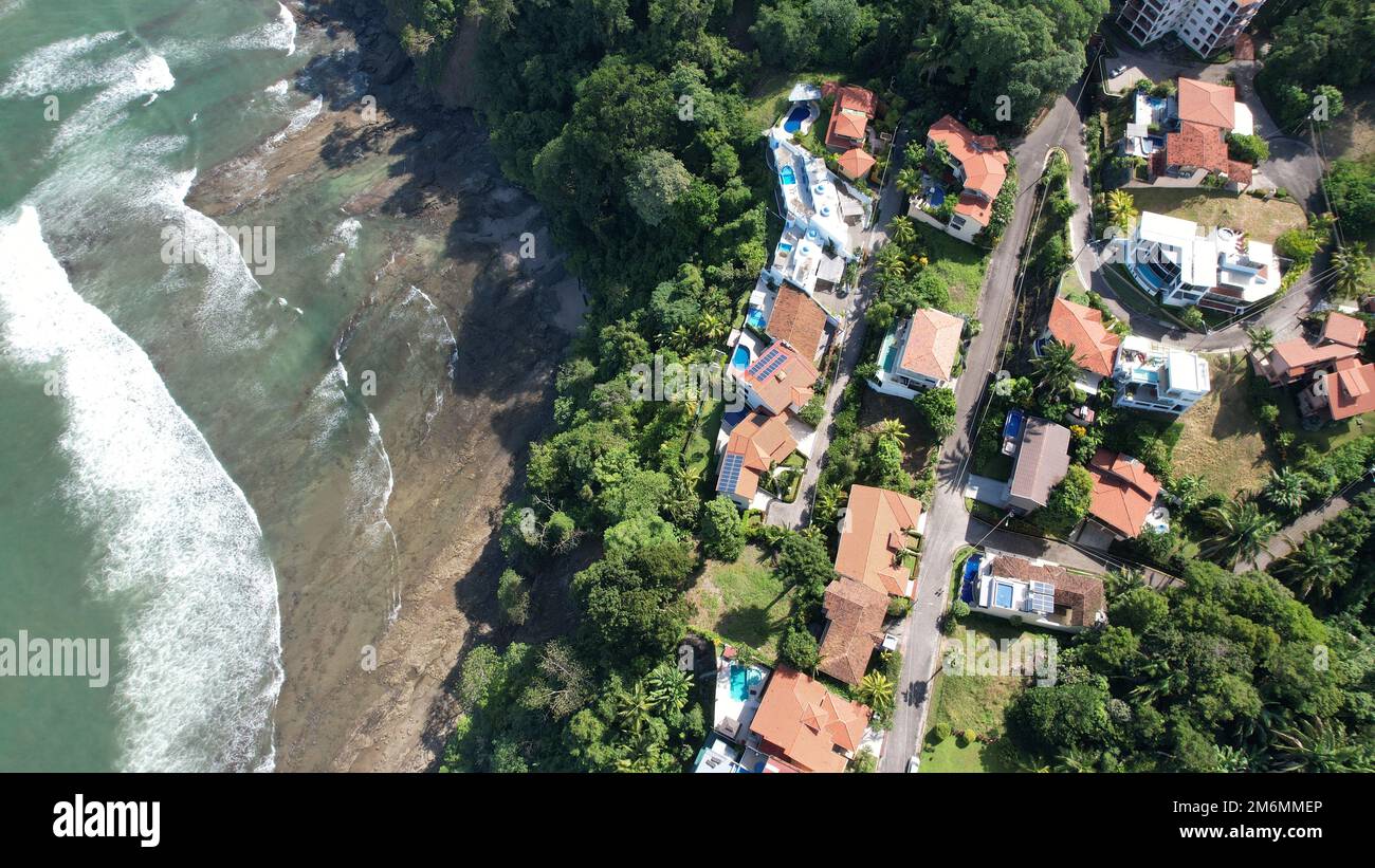 White villas in green forest hi-res stock photography and images - Alamy