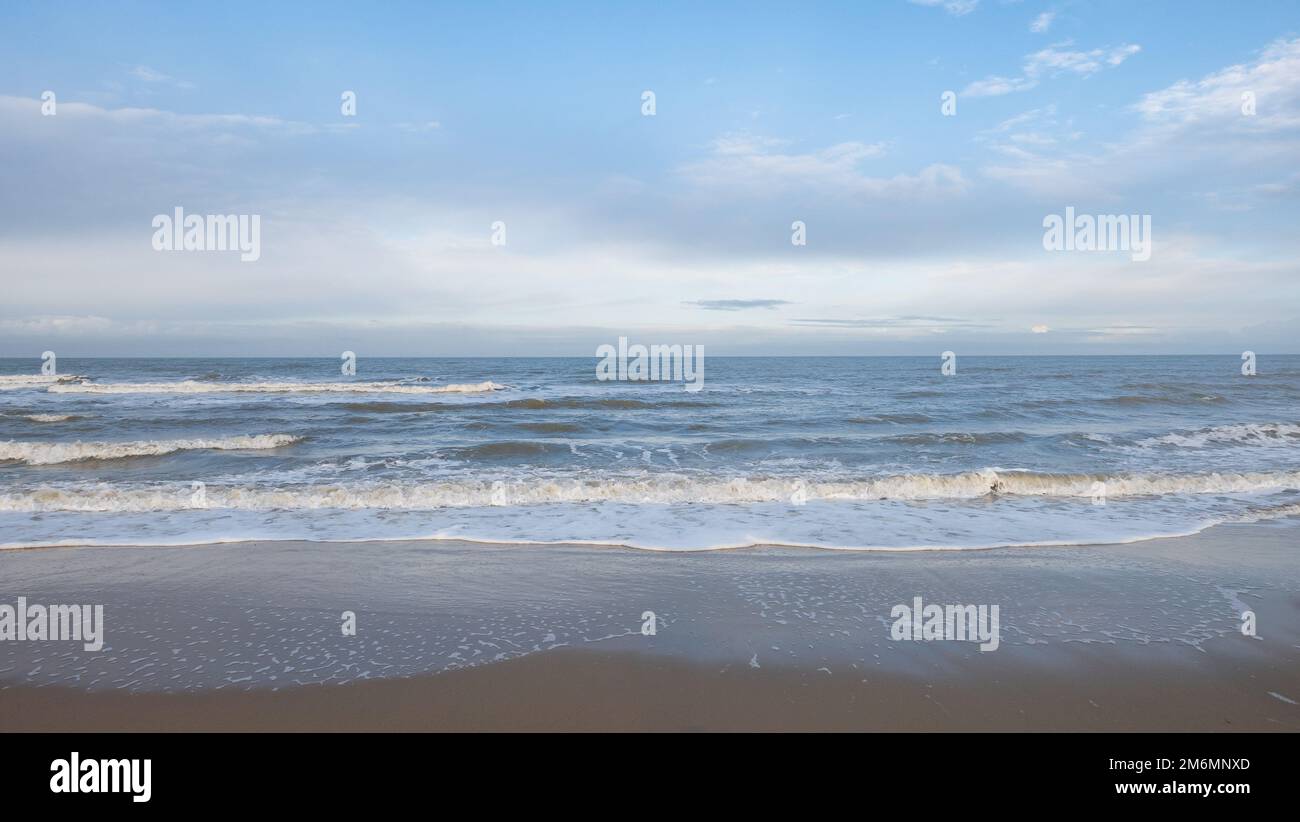 panorama of the North Sea in winter in the weak light of the morning ...