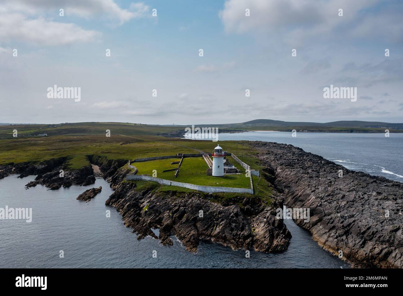 Landscape view of St. John's Point and the lighthouse in Donegal Bay in ...