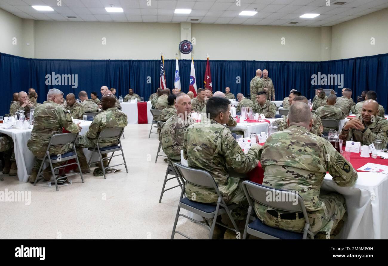 U.S. Army Central commanders and sergeants major gather for dinner with ...