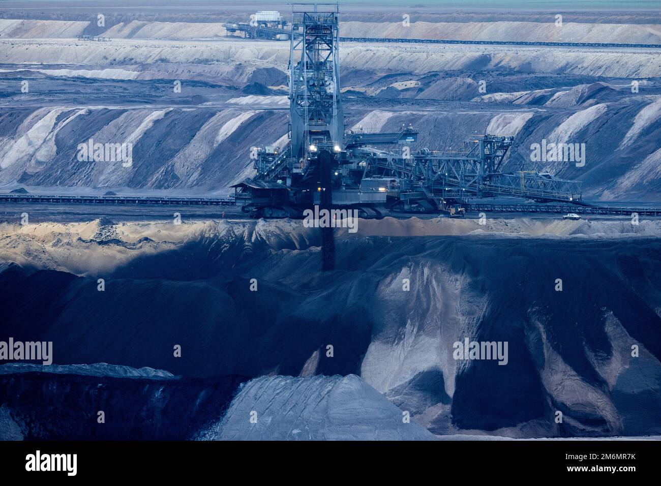05 January 2023, North Rhine-Westphalia, Jackerath: View of the ...